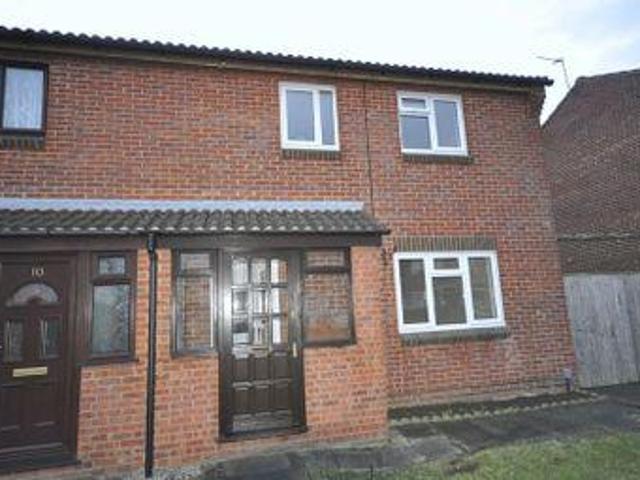 3 Bedrooms Semi detached house for rent in Gristmill Close, Cheltenham GL51