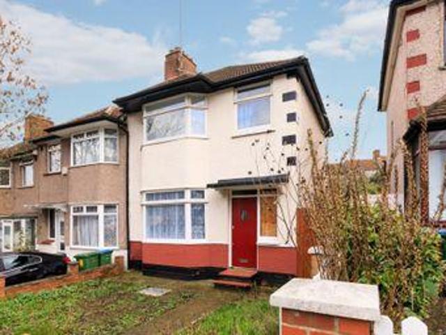 3 Bedrooms Semi detached house for rent in Donaldson Road, London SE18