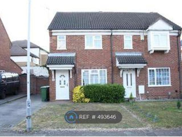 3 Bedrooms Semi detached house for rent in Dorrington Close, Luton LU3