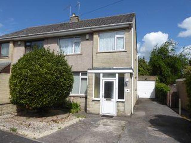 3 Bedrooms Semi detached house for rent in Delmore Road, Frome BA11