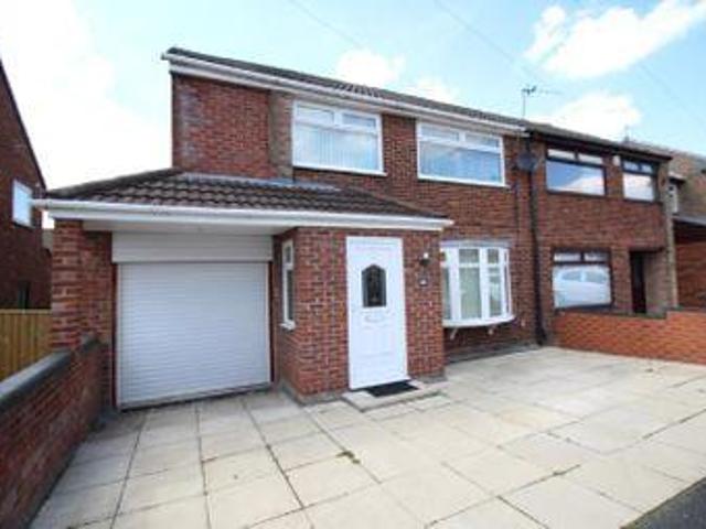 3 Bedrooms Semi detached house for rent in Drayton Crescent, Laffak, St Helens WA11