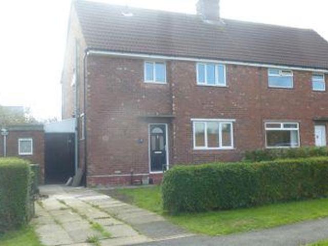 3 Bedrooms Semi detached house for rent in Dunkirk Avenue, Winsford CW7