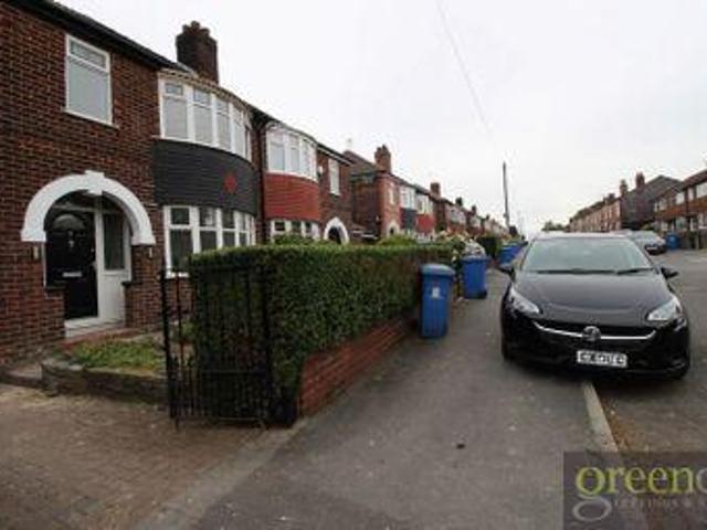 3 Bedrooms Semi detached house for rent in Entwisle Street, Wardley, Swinton, Manchester M27