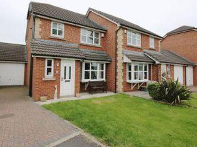 3 Bedrooms Semi detached house for rent in Edenfield, Much Hoole, Preston PR4
