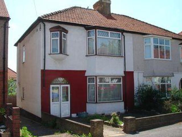 3 Bedrooms Semi detached house for rent in Egmont Road, New Malden KT3