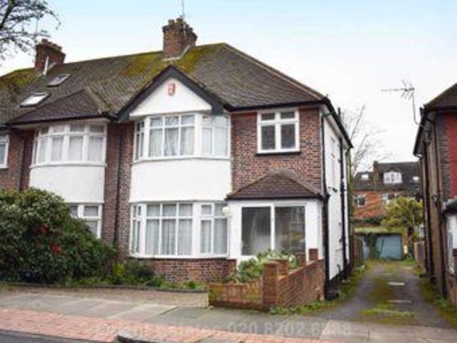 3 Bedrooms Semi detached house for rent in Eversleigh Road, London N3