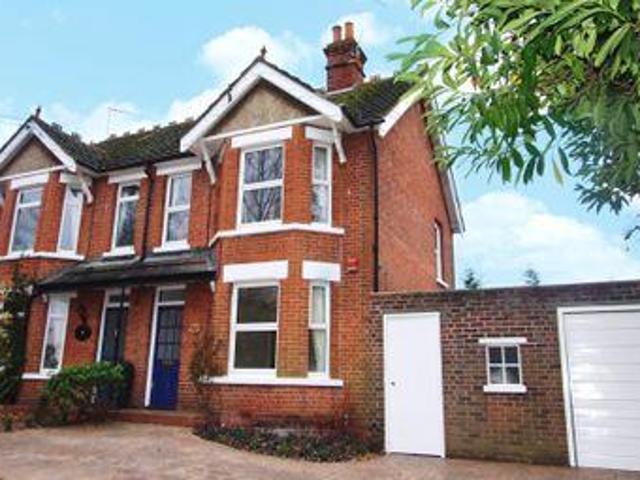 3 Bedrooms Semi detached house for rent in Forest Road, Newell Green, Bracknell, Berkshire RG42