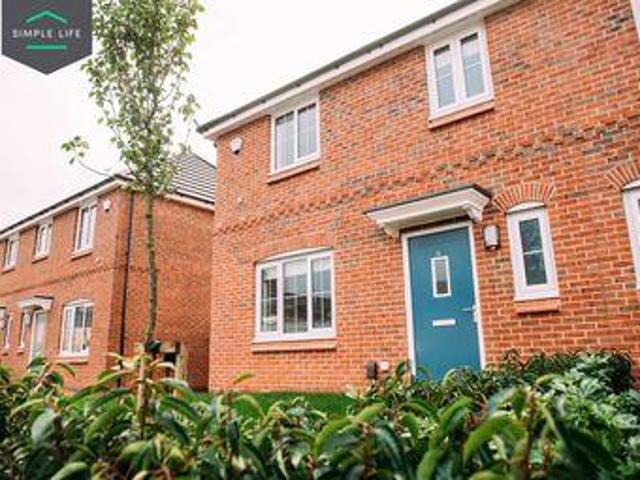 3 Bedrooms Semi detached house for rent in Fairhurst Road, Liverpool, Merseyside L33