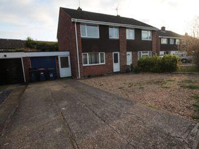 3 Bedrooms Semi detached house for rent in Fetlock Close, Clapham, Bedford MK41