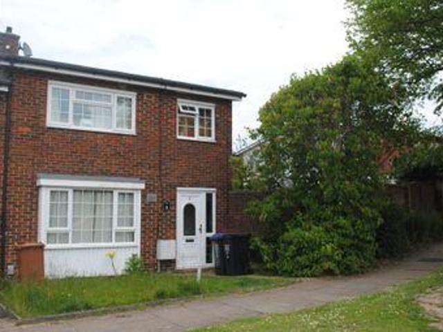 3 Bedrooms Semi detached house for rent in Fern Dells, Hatfield, Hertfordshire AL10