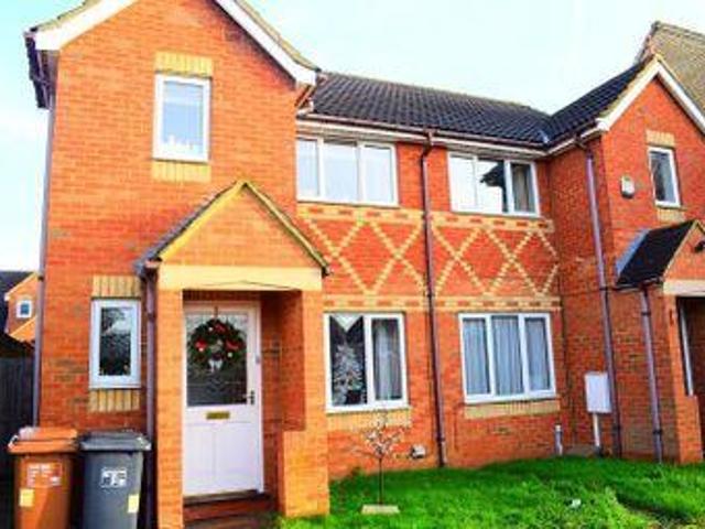 3 Bedrooms Semi detached house for rent in Flinters Close, Wootton Fields, Northampton, 6Bh NN4