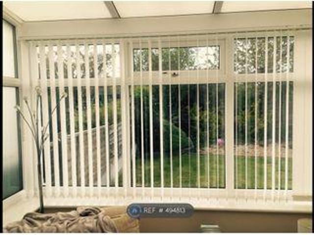 3 Bedrooms Semi detached house for rent in Knowsley Drive, Leigh WN7