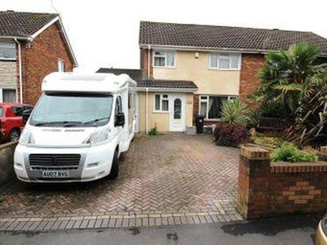 3 Bedrooms Semi detached house for rent in Kennard Road, Kingswood, Bristol BS15