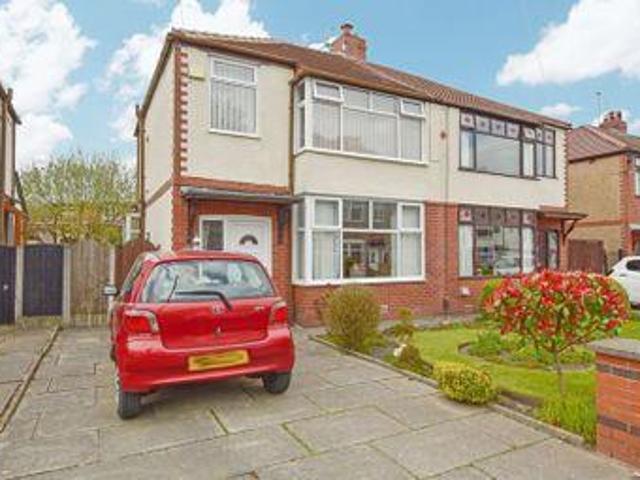 3 Bedrooms Semi detached house for rent in Kenwood Road, Bolton BL1