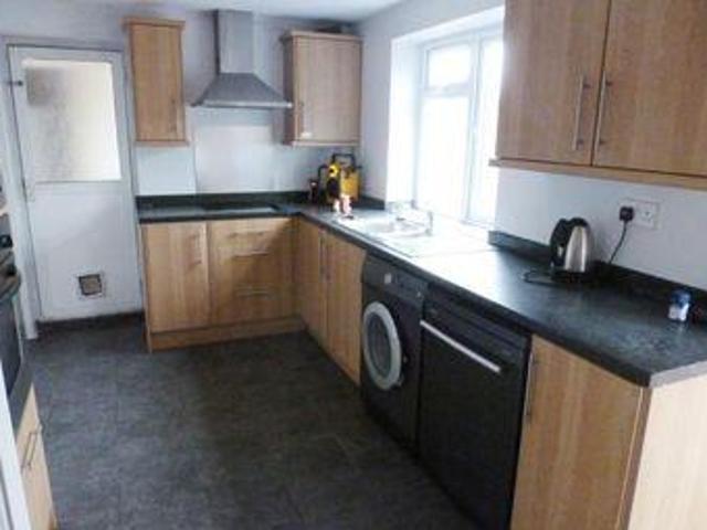 3 Bedrooms Semi detached house for rent in Homestead Road, Hatfield AL10