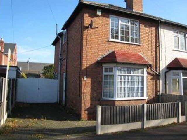 3 Bedrooms Semi detached house for rent in Hawthorne Grove, Beeston, Nottingham NG9