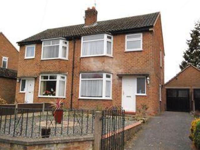 3 Bedrooms Semi detached house for rent in Hawthorne Road, Frodsham WA6