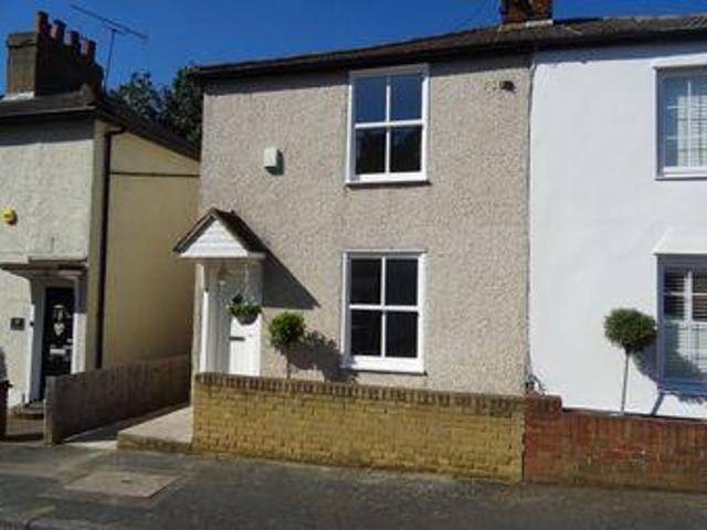 3 Bedrooms Semi detached house for rent in Hammonds Lane, Warley Brentwood CM13