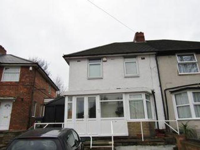 3 Bedrooms Semi detached house for rent in Hartley Road, Kingstanding, Birmingham B44