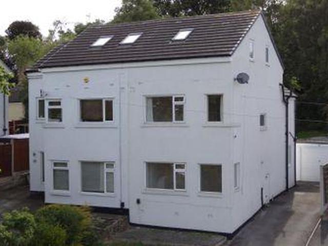 3 Bedrooms Semi detached house for rent in Hillcrest Rise, Cookridge, Leeds LS16