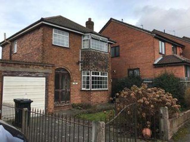 3 Bedrooms Semi detached house for rent in Himley Avenue, Dudley DY1