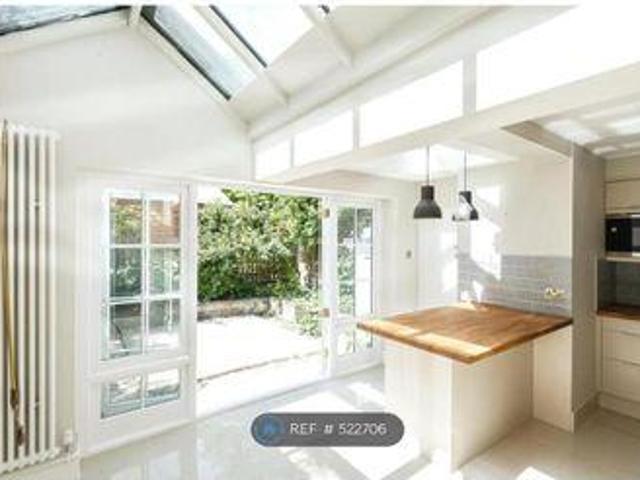 3 Bedrooms Semi detached house for rent in Hubert Grove, London SW9