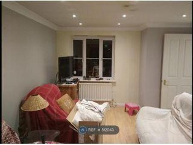 3 Bedrooms Semi detached house for rent in Oaklands Wood, Hatfield AL10