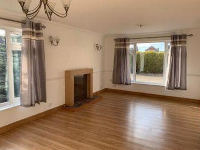 3 Bedrooms Semi detached house for rent in Orchard Close, Nottingham NG13