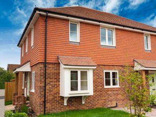 3 Bedrooms Semi detached house for rent in Orchard Gate, Ropley, Alresford SO24