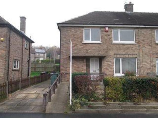 3 Bedrooms Semi detached house for rent in Ormonde Drive, Allerton, Bradford BD15