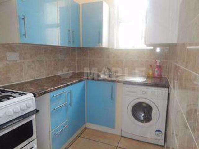 3 Bedrooms Semi detached house for rent in Ladysmith Road, Harrow, Middlesex HA3