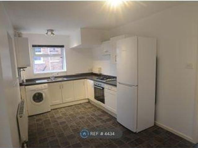 3 Bedrooms Semi detached house for rent in Lamb Hill Close, Sheffield S13