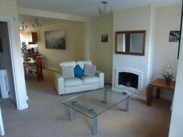 3 Bedrooms Semi detached house for rent in Lenton Avenue, The Park, Nottingham NG7