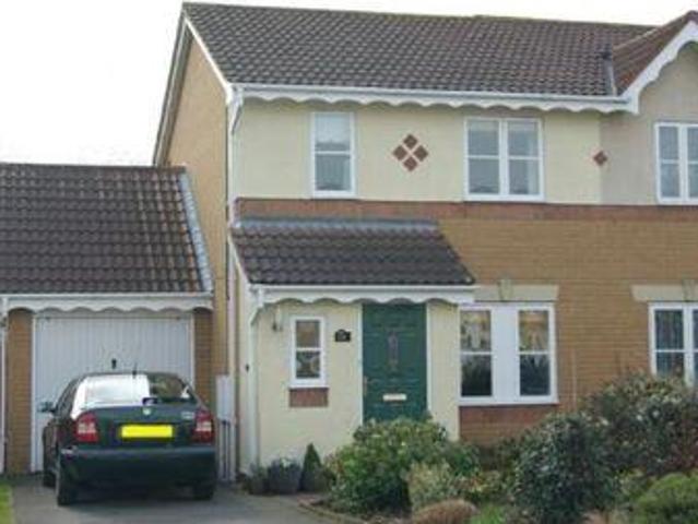3 Bedrooms Semi detached house for rent in Linseed Avenue, Newark NG24