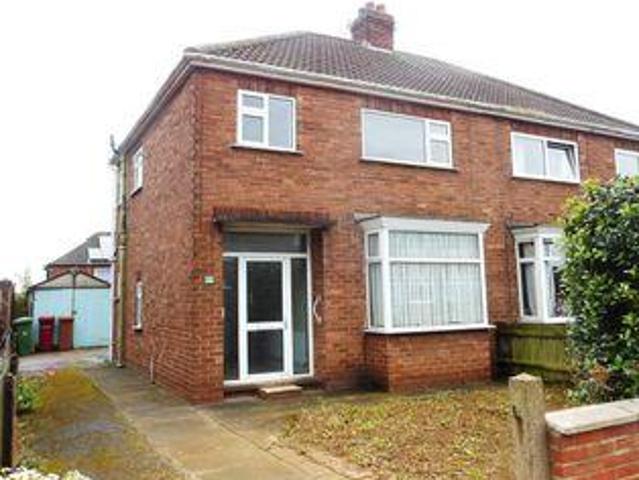 3 Bedrooms Semi detached house for rent in Lunedale Road, Scunthorpe DN16