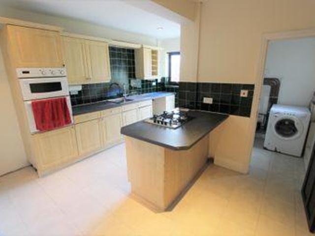 3 Bedrooms Semi detached house for rent in Lythalls Lane, Coventry CV6