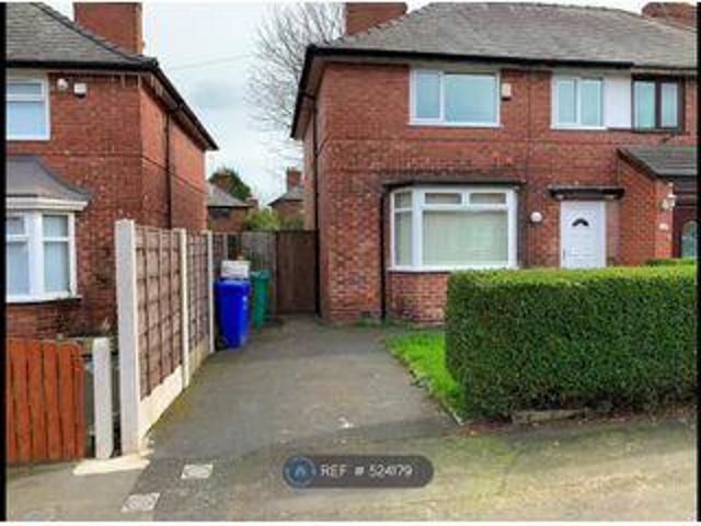 3 Bedrooms Semi detached house for rent in Lyndene Road, Manchester M22