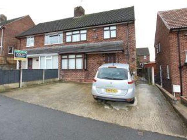 3 Bedrooms Semi detached house for rent in Moorland Road, Biddulph, Stoke On Trent ST8