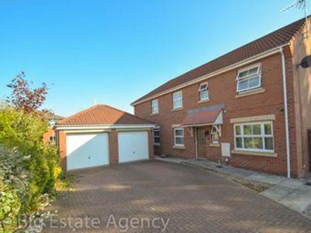 3 Bedrooms Semi detached house for rent in Maes Deri, Ewloe, Deeside CH5