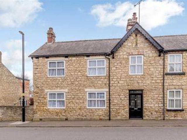 3 Bedrooms Semi detached house for rent in Main Street South, Aberford, Leeds LS25