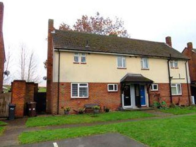 3 Bedrooms Semi detached house for rent in Manor Crescent, Hawarden, Deeside CH5