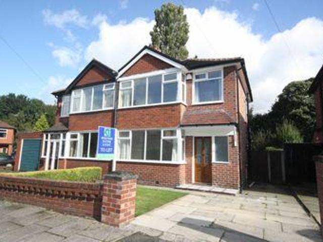 3 Bedrooms Semi detached house for rent in Mesne Lea Grove, Worsley, Manchester M28