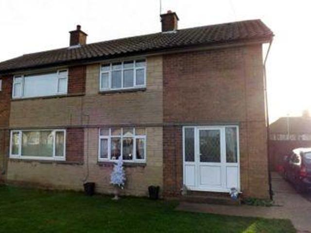 3 Bedrooms Semi detached house for rent in Mill Lane, Whitwell, Worksop S80