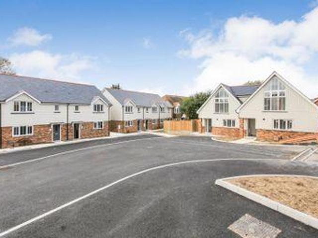 3 Bedrooms Semi detached house for rent in Millstrood Road, Whitstable CT5
