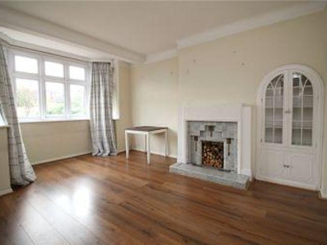 3 Bedrooms Semi detached house for rent in Milton Grove, London N11