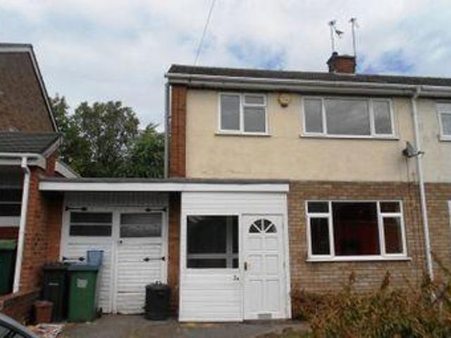 3 Bedrooms Semi detached house for rent in Mincing Lane, Rowley Regis B65
