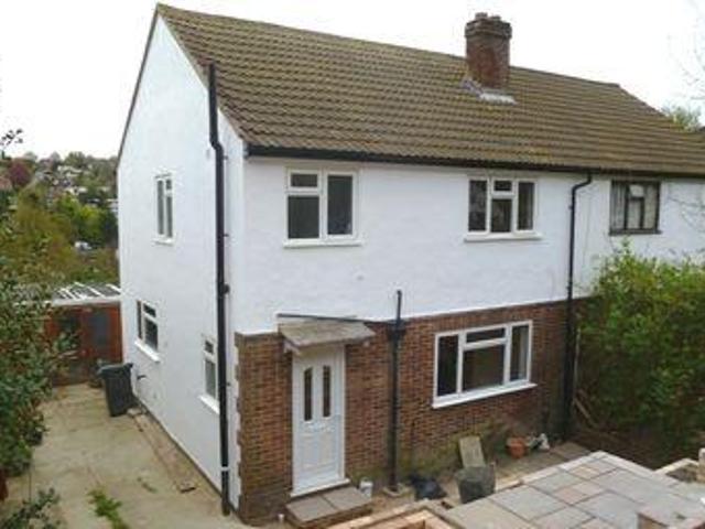 3 Bedrooms Semi detached house for rent in Northwood Avenue, Purley, Surrey CR8