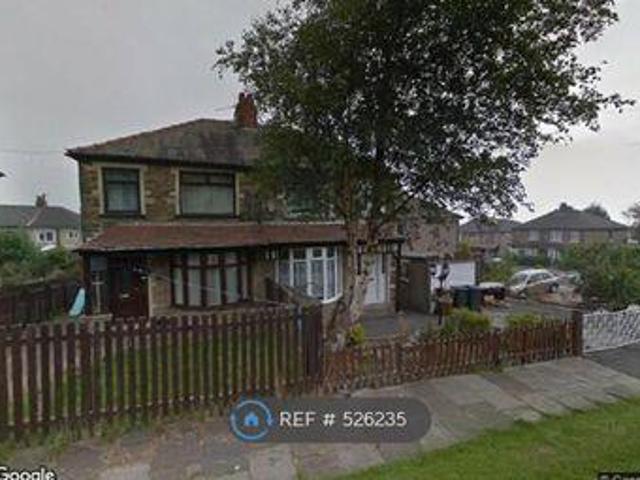 3 Bedrooms Semi detached house for rent in Southmere Drive, Bradford BD7