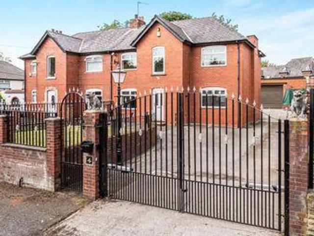 3 Bedrooms Semi detached house for rent in Sorrel Bank, Salford M6