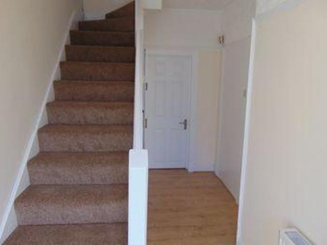 3 Bedrooms Semi detached house for rent in Sadbury Heights, Greenford UB6
